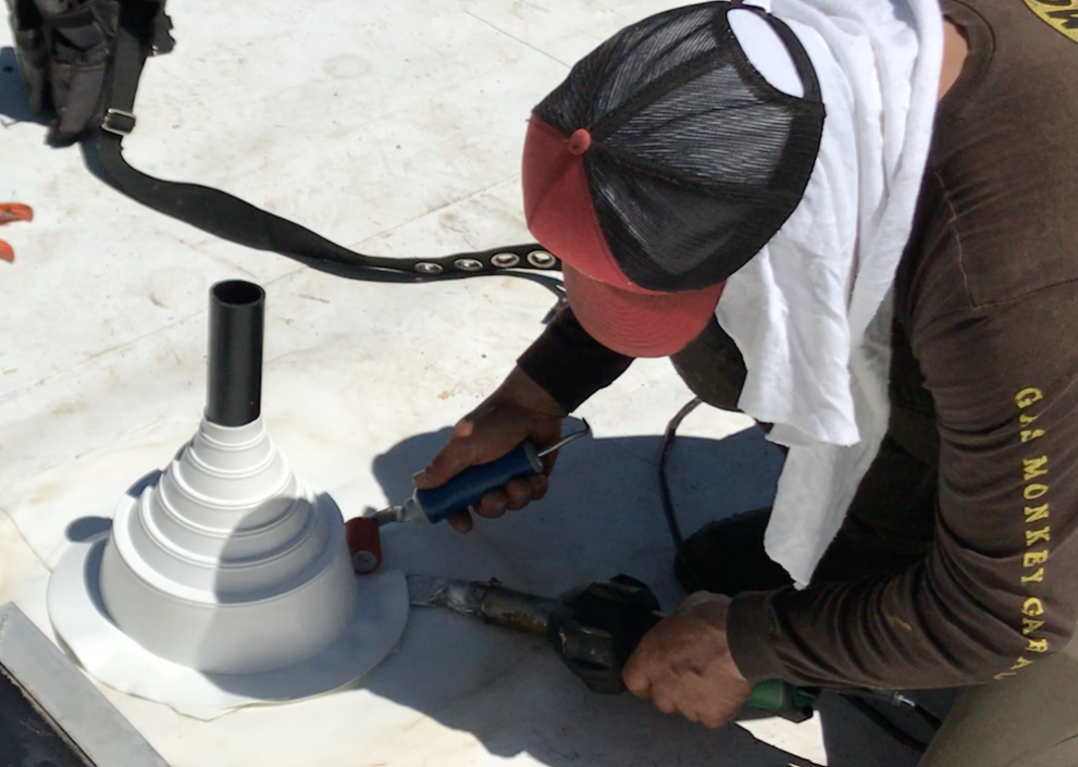 TPO Flashings – InterNACHI Inspection Narrative Library