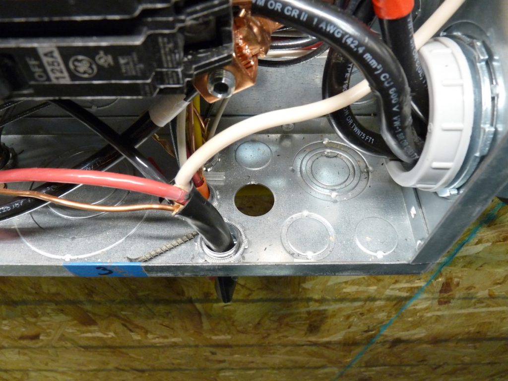 Inspecting Electrical Panels – InterNACHI Inspection Narrative Library